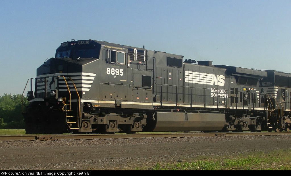 NS 8895